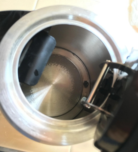How To Clean Epica Electric Kettle? - YONGKENG